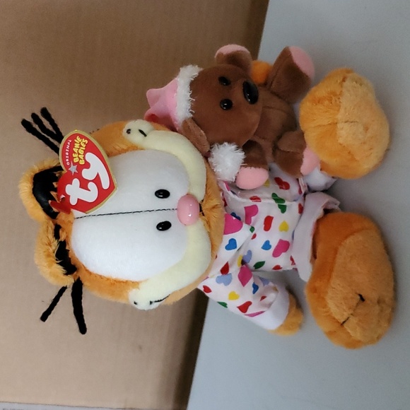 beanie baby | Toys | Garfield Beanie Baby | Poshmark